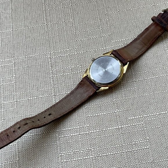 explraess | Accessories | Vintage Explraess Women Wristwatch Quartz ...